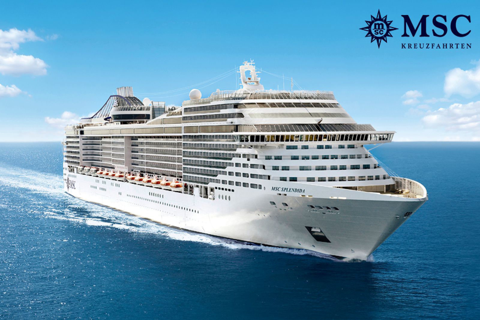 MSC Splendida kreuzt auf der Winterroute durch das Rote Meer - TopTop